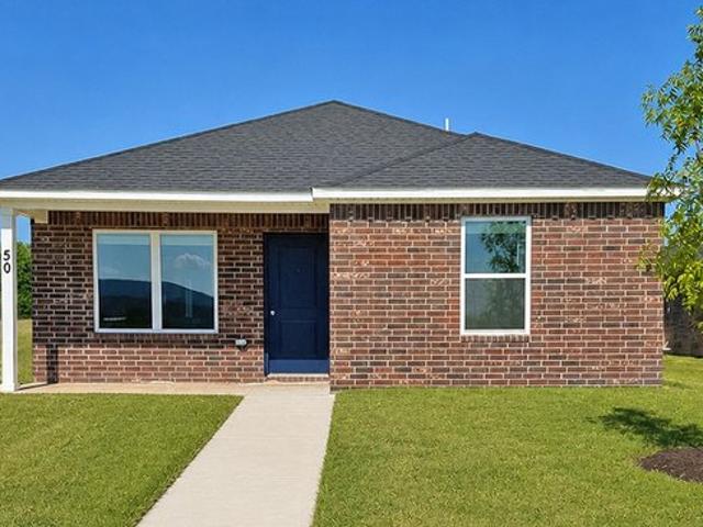 450 Shasta St, Prairie Grove, AR 72753