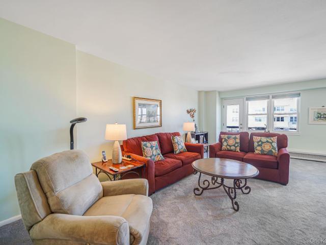 450 Shore Road 8G