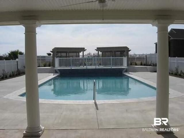 450 Park Avenue APT 104