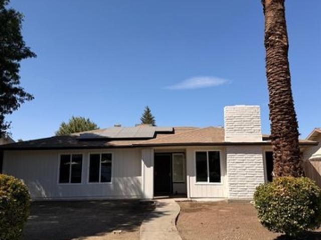450 W Sacramento St, Coalinga, CA 93210