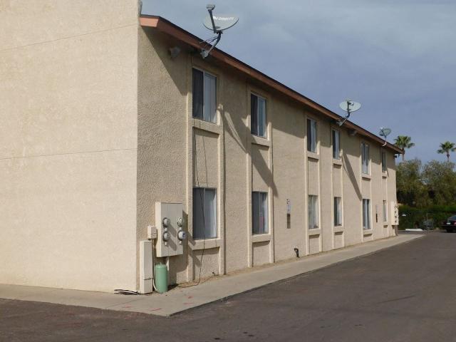 450 West Kelso St. 1 Bedroom Apartment for Rent at 450 W Kelso St, Tucson, AZ 85705 Miracle Manor