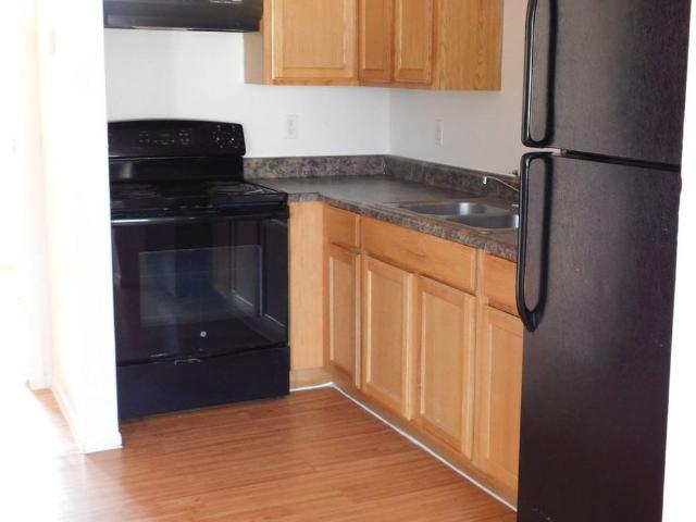 450 West Kelso St. 1 Bedroom Apartment for Rent at 450 W Kelso St, Tucson, AZ 85705 Miracle Manor