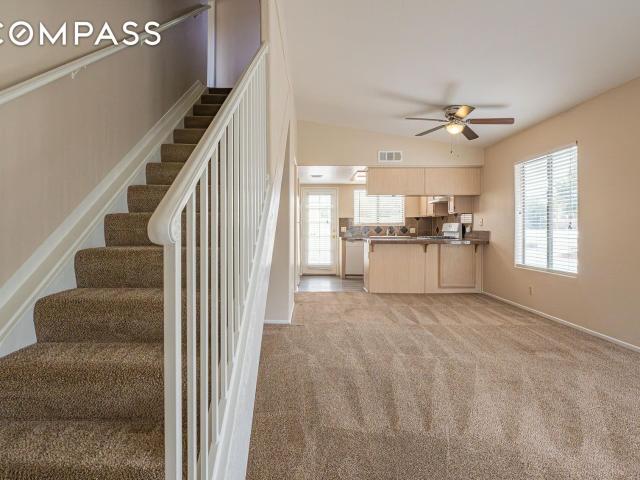 450 Tava Ln, Palm Desert, CA
