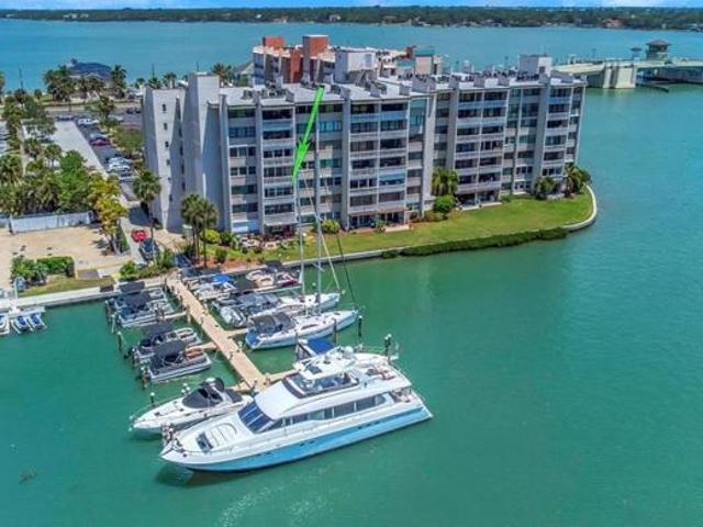 450 Treasure Island Causeway #312, Treasure Island, FL 33706