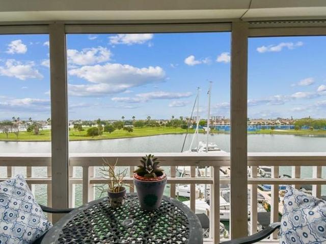 450 Treasure Island Causeway #512, Treasure Island, FL 33706