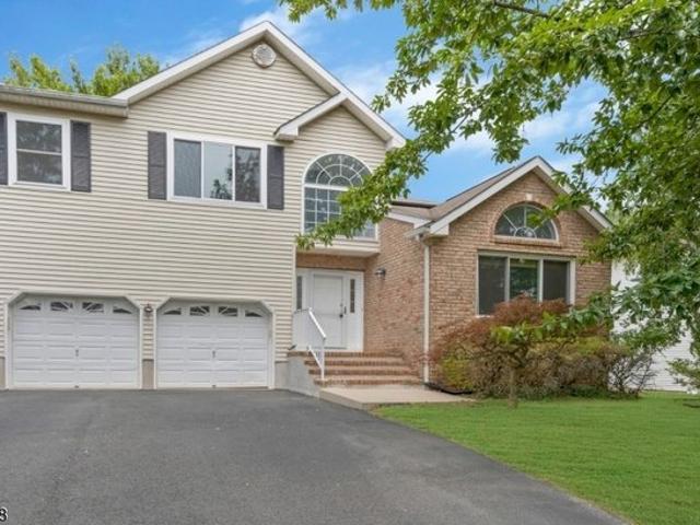 450 Vanderveer Rd, Bridgewater Twp, NJ 08807