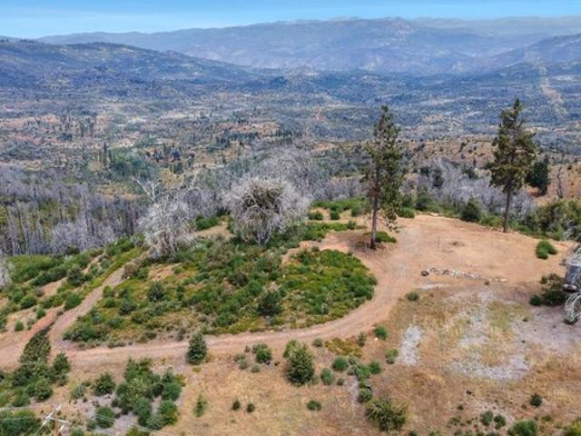 45149 Auberry Rd, Auberry, CA 93602