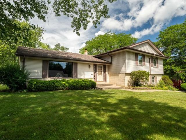 4514 Ridgecrest Dr, Mount Pleasant, WI 53403