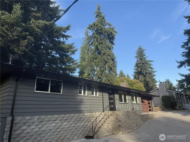 4515 Chrisella Road E