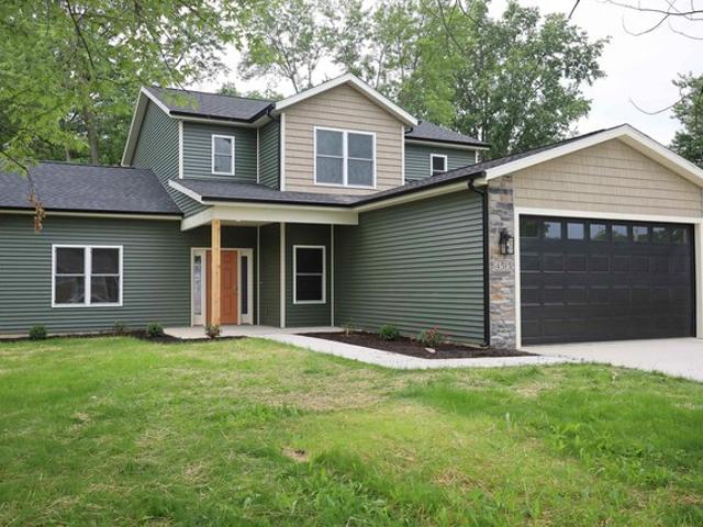4515 Hartford Dr, Fort Wayne, IN 46835