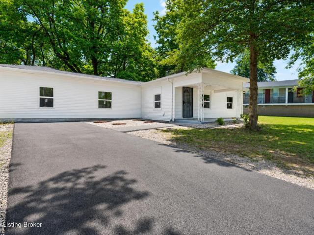 4515 Hazelwood Ave