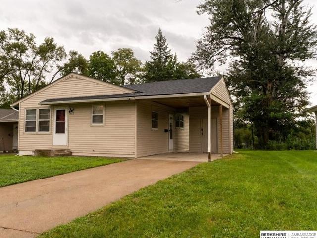 4515 Laurel Ave, Omaha, NE 68104