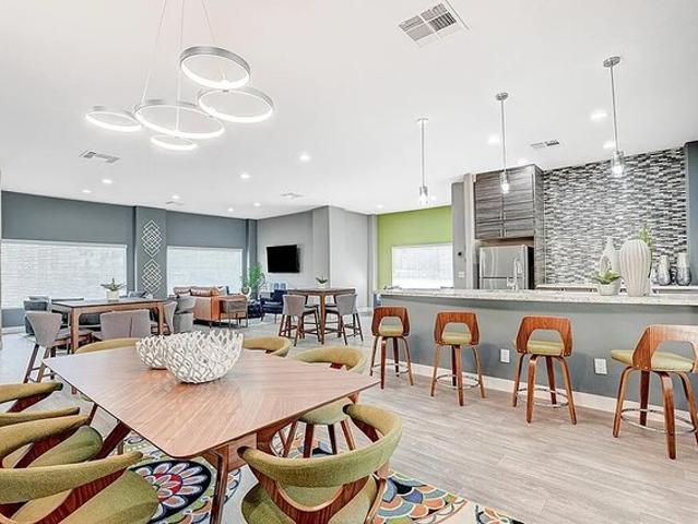 4515 S Durango Dr, Las Vegas, NV 89147