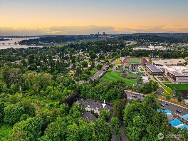 4515 th Ave SE Unit B306, Bellevue, WA 98006