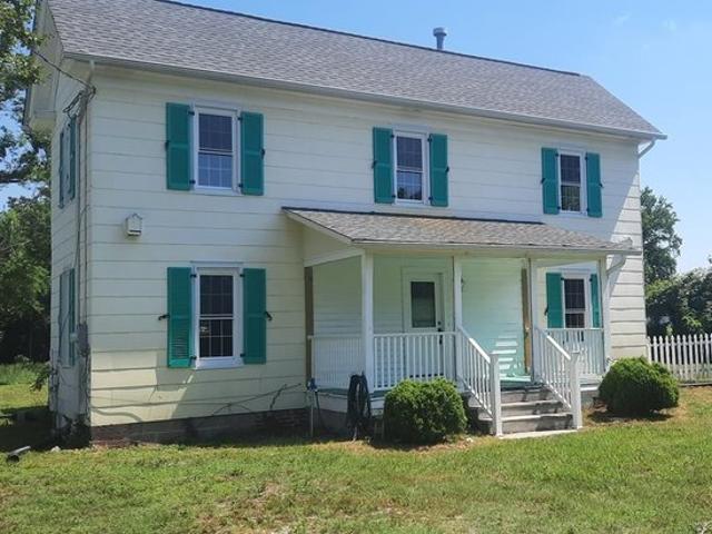 4515 Townsend Dr, Cape Charles, VA 23310
