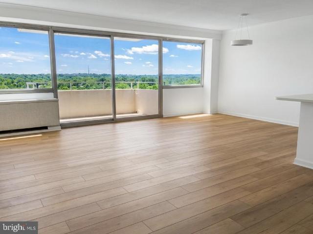 4515 Willard Avenue # 2207