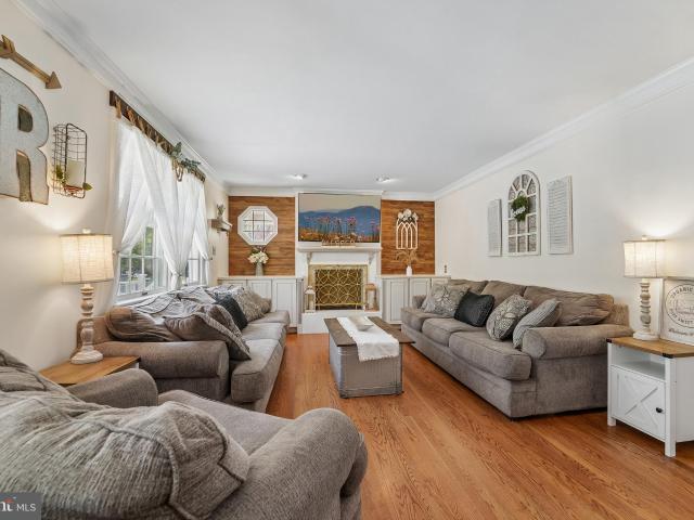 4515 Woodedge Dr, Hampstead, MD 21074 | MLS #MDCR2034 | Compass