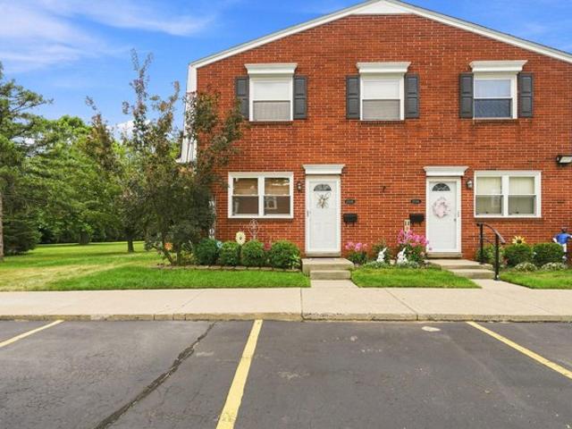 45168 Kensington St, Utica, MI 48317