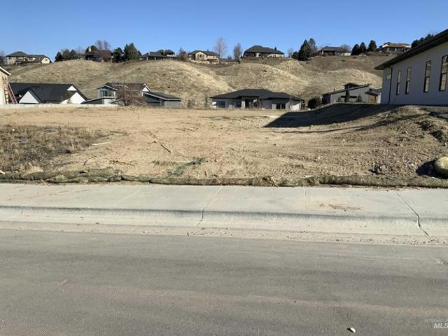 4516 N Accipiter Way, Boise, ID 83703
