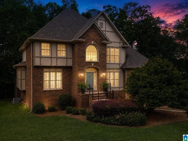 4516 Eagle Point Dr, Birmingham, AL 35242