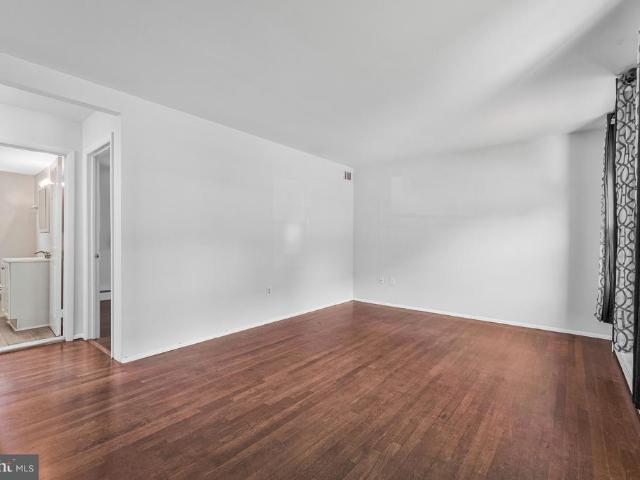 4516 Kenwood Drive