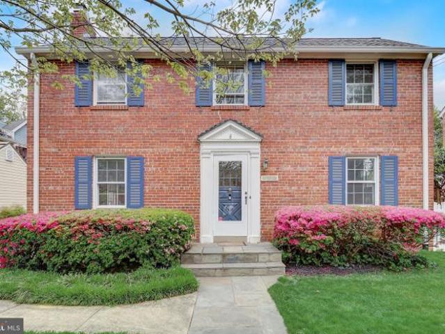 4517 Harling Ln, Bethesda, MD 20814