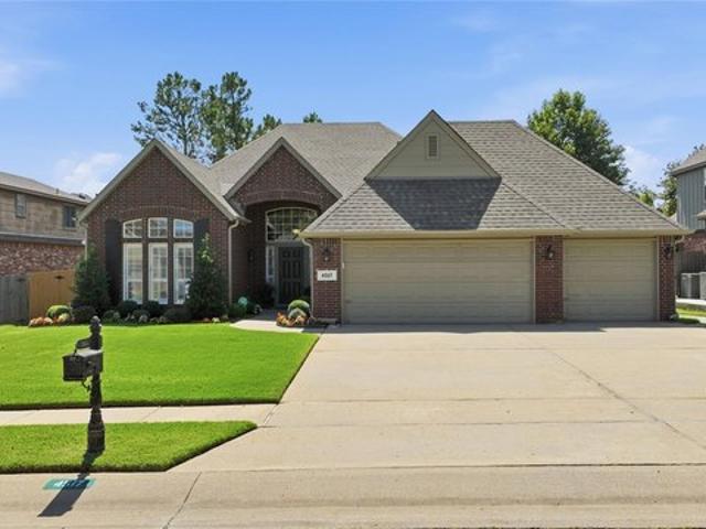 4517 W Memphis St, Broken Arrow, OK 74012
