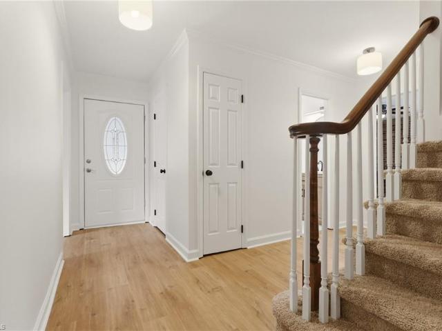 4518 Oak Hollow Drive