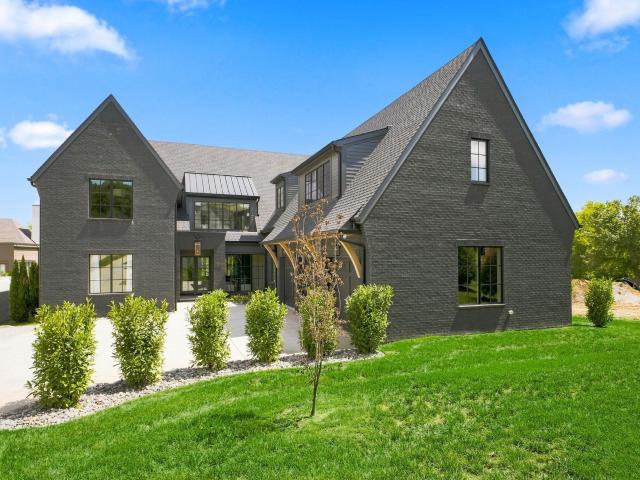 4518 Belmont Park Ter