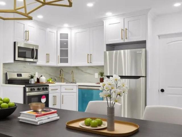 4518 Richardson Avenue | Compass