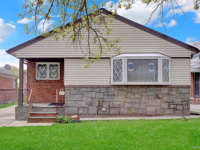 4518 Springfield Blvd, Bayside, NY 11361