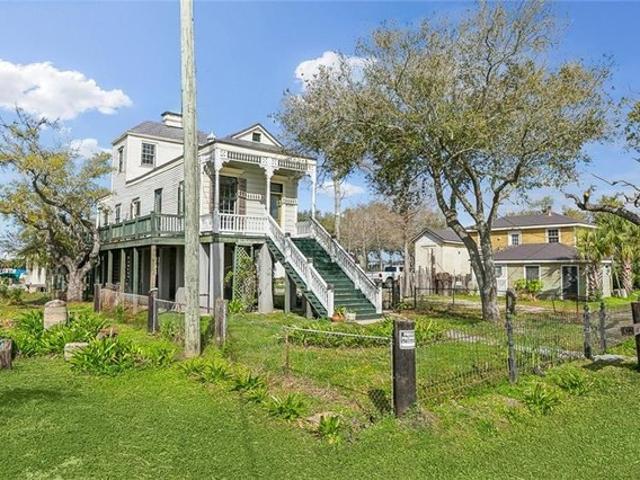 4518 30 Jean Lafitte Blvd, Lafitte, LA 70067