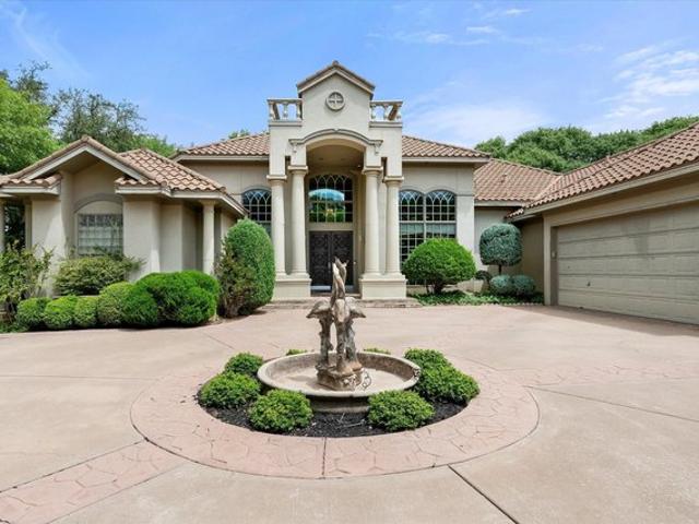 4518 93rd Dr, Lubbock, TX 79424