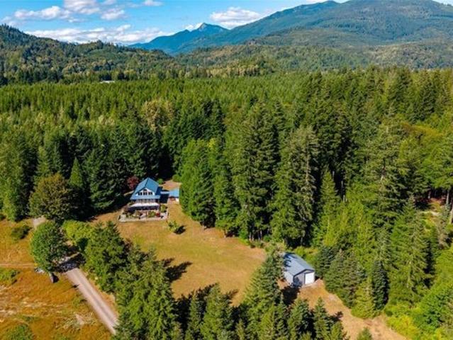 45192 N Brooks Rd, Concrete, WA 98237