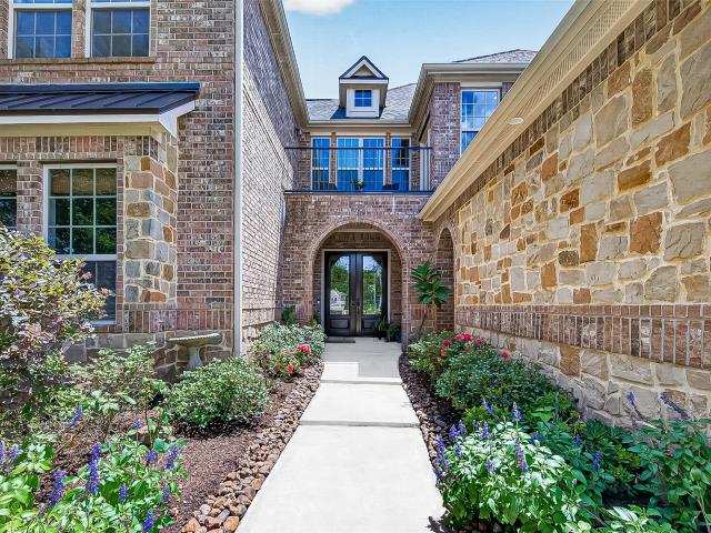 4519 Oxbow Circle W