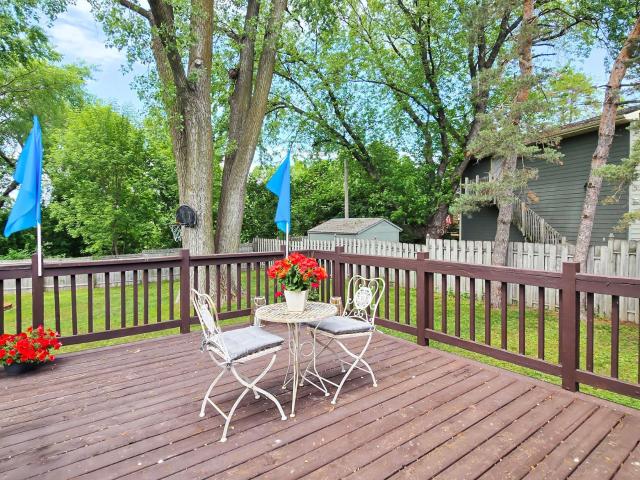 4519 Oak Leaf Drive