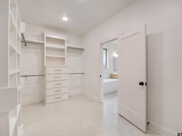 4519 Brushy Crk Cv, Tyler, TX 75703 | MLS #26001 | Compass