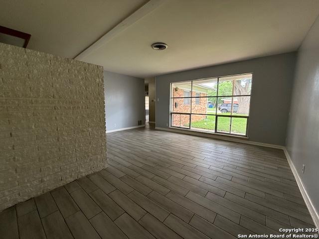 4519 Creekmoor Dr