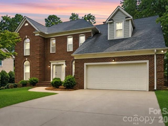 4519 Crownvista Dr, Charlotte, NC 28269