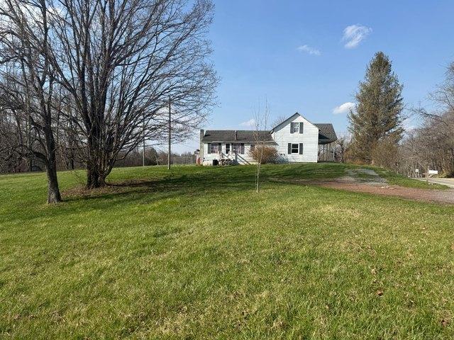 4519 Grandview Rd, Beaver, WV 25813