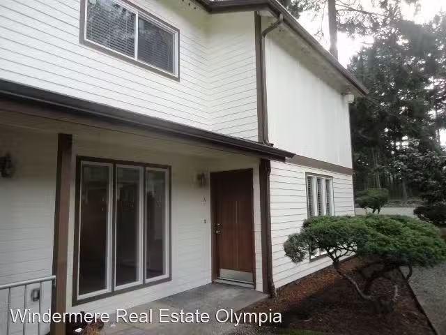 4510 A 6th Ave NE 4510 6th Ave Ne Apt A #Apt A