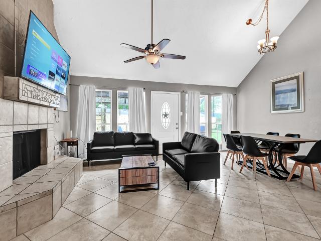 4510 Beechcraft St, Seabrook, TX 77586 | MLS #15992