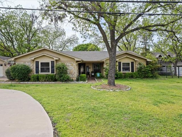 4510 Cimmaron Trl, Decordova, TX 76049