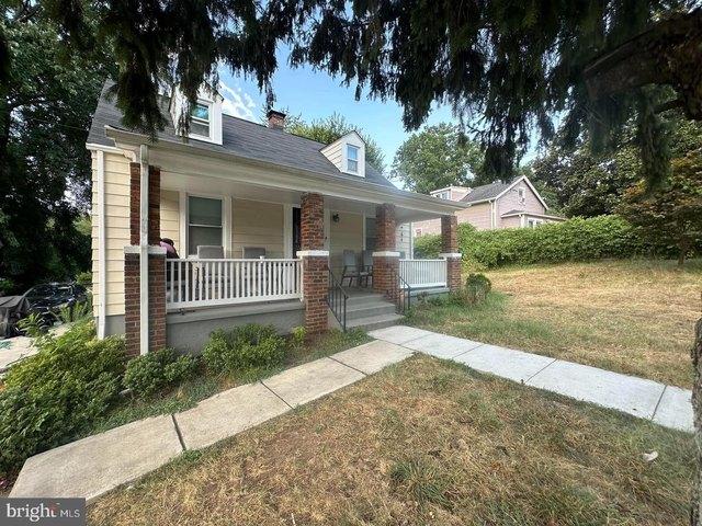 4510 Heath St, Capitol Heights, MD 20743
