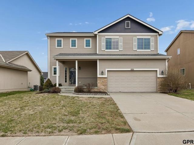 4510 Waterford Ave, Bellevue, NE 68133