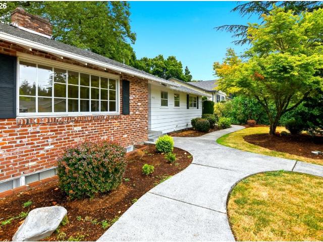 4510 willamette dr