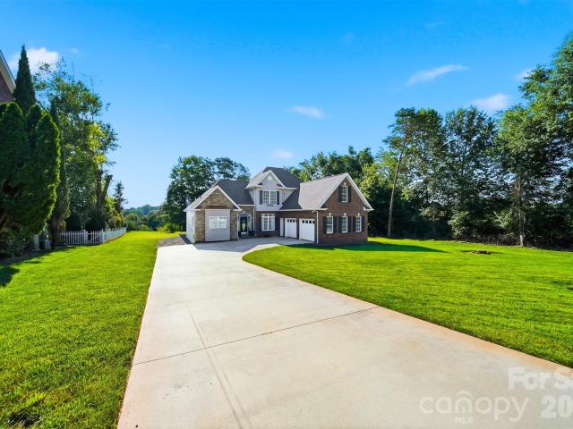 4510 18th Street Lane NE