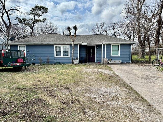 4511 Majestic St, Houston, TX 77026