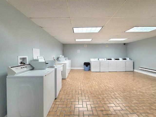 4511 Malden St, Unit 1B, Chicago, IL 60640 | MLS #12619 | Compass