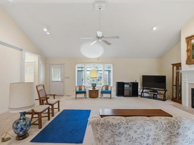 4511 N Christina Lane
